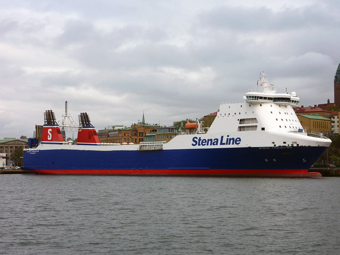 Ehemalige Stena Line Fähre wird als Raumraketen-Landeplatz genutzt ...